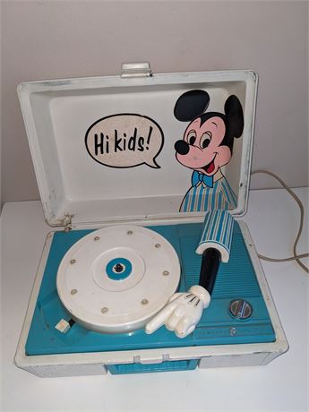 Great Finds Online Auctions - Vintage Mickey Mouse Record Player