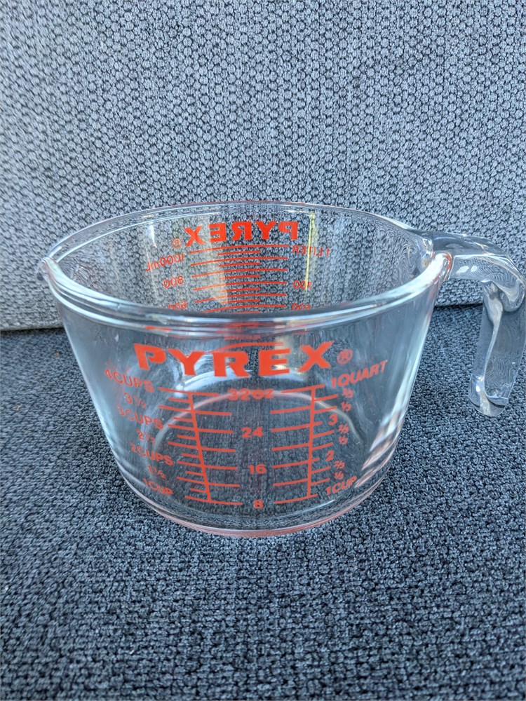 Great Finds Online Auctions - Pyrex 4 Cup Large Measuring Cup
