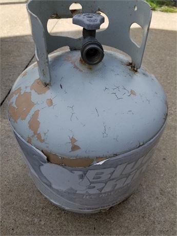Great Finds Online Auctions - Empty 17-20 Pound Steel Blue Rhino ...
