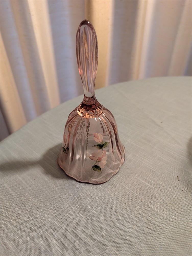 Great Finds Online Auctions - Fenton pink hand-painted glass bell