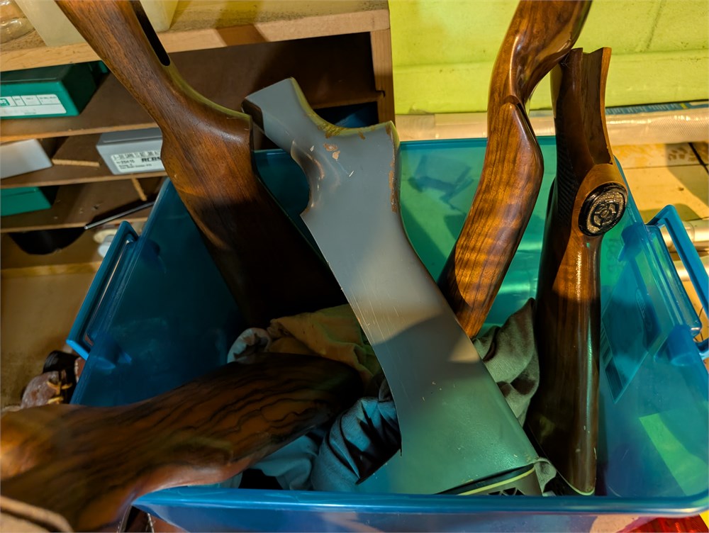 Great Finds Online Auctions - Collections of rifle stocks