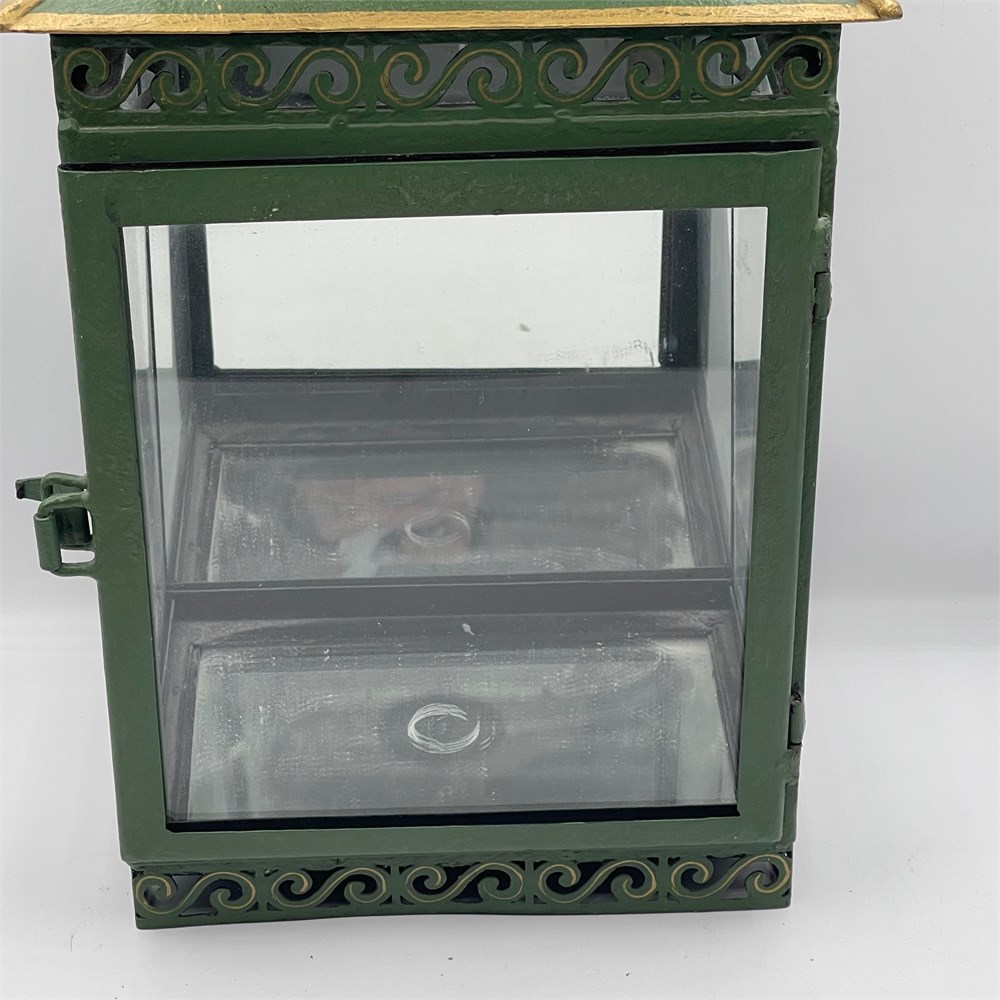 Great Finds Online Auctions - Vintage Decorative Metal & Glass Toile ...