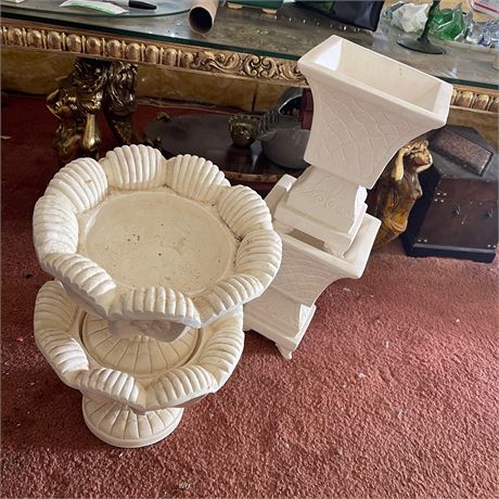 Great Finds Online Auctions - Decorative Plaster Stone Planter ...
