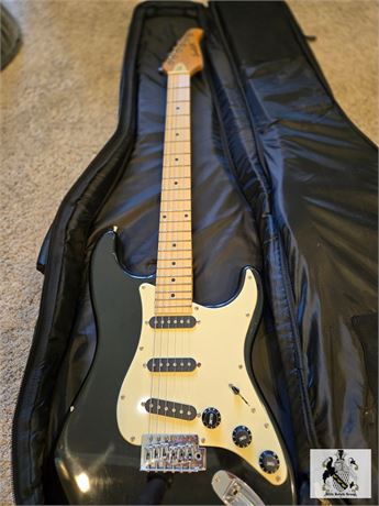Great Finds Online Auctions - Vintage 80-90s Sawtooth Stratocaster ...