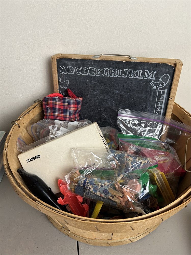 Great Finds Online Auctions - Vintage 1940s–60s Toy Lot: Swanson ...
