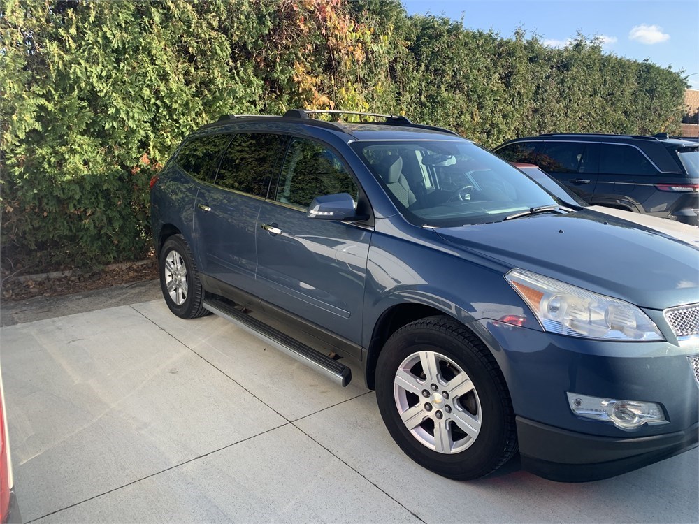 Great Finds Online Auctions - 2012 Chevrolet Traverse LT 1LT FWD
