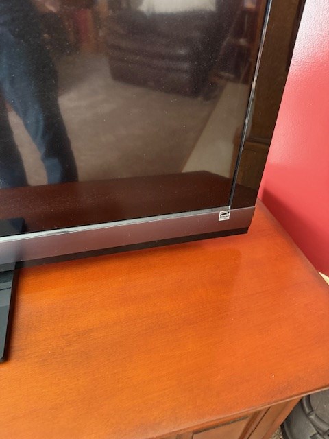 Great Finds Online Auctions - Sony Brava KDL-60EX700 LCD TV