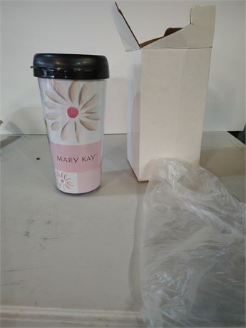 Great Finds Online Auctions - New Mary Kay Travel Cup