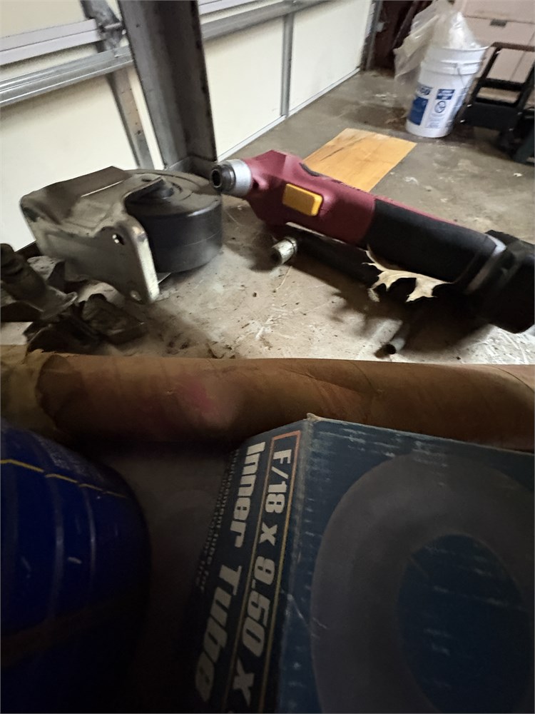 Great Finds Online Auctions - Chicago Electric oscillating multi-tool ...