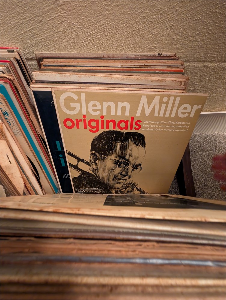 Great Finds Online Auctions - Record Lot - Vinyl