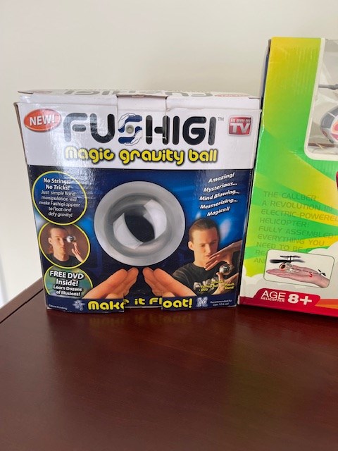 Great Finds Online Auctions - Fushigi Magic Gravity Ball & Syma Fairy ...
