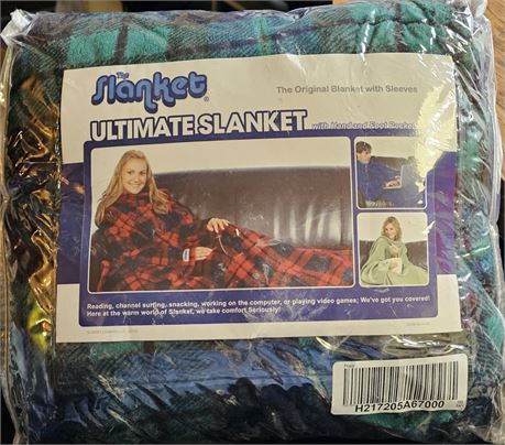 Great Finds Online Auctions - Ultimate Slanket (Blanket with Sleeves)