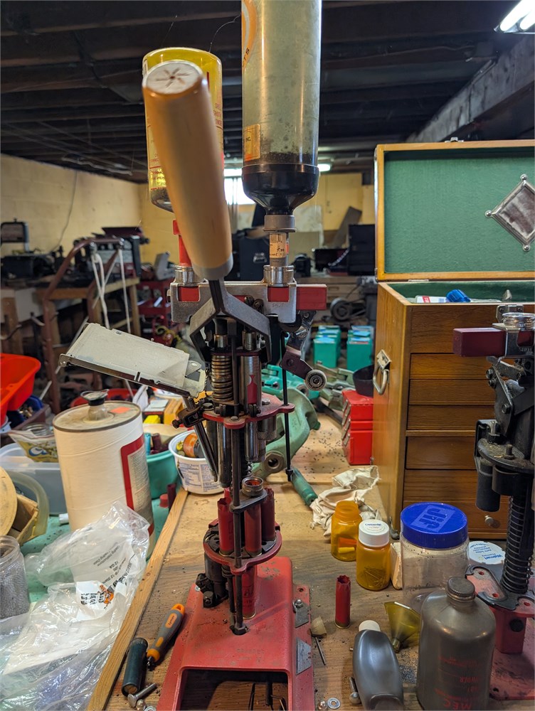 Great Finds Online Auctions - MEC Grabber - Progressive press for reloading
