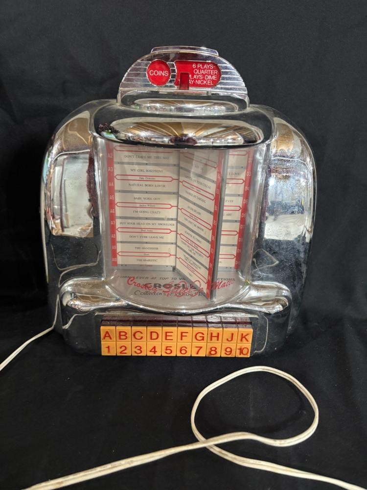 Great Finds Online Auctions - DINER TABLETOP JUKEBOX