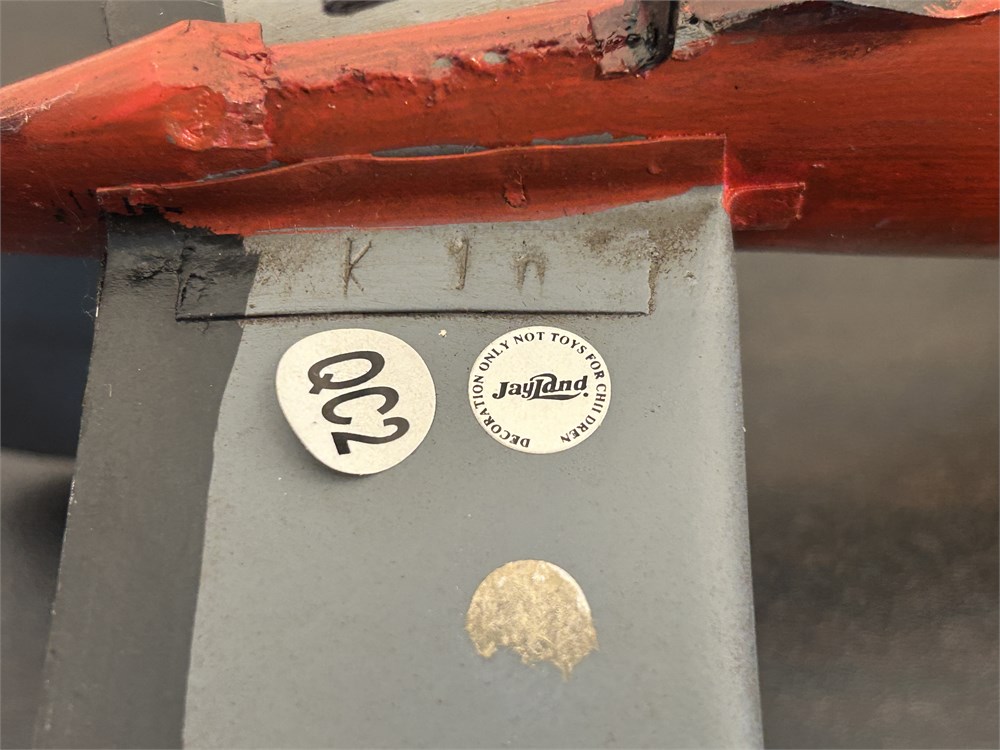 Great Finds Online Auctions - Airplane Lot
