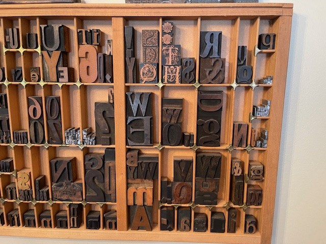 Great Finds Online Auctions - Vintage Wooden Printer’s Drawer/Type Case ...