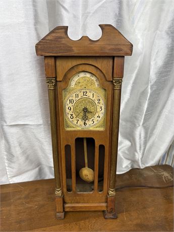 Great Finds Online Auctions - United Clock Co. Grandfather Mantle Clock
