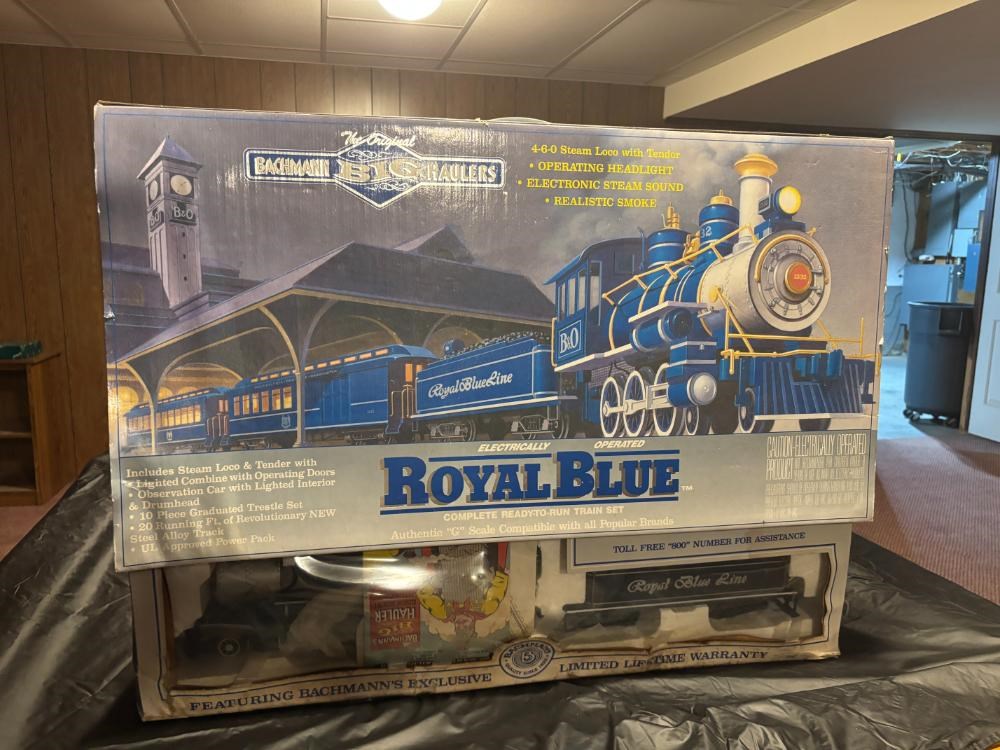 Great Finds Online Auctions - BACHMAN'S EXCLUSIVE ROYAL BLUE TRAIN SET ...