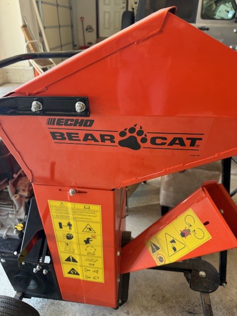 Great Finds Online Auctions - Echo Bear Cat Chipper/Shredder