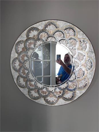 Great Finds Online Auctions - Pier 1 Round Mosaic Mirror