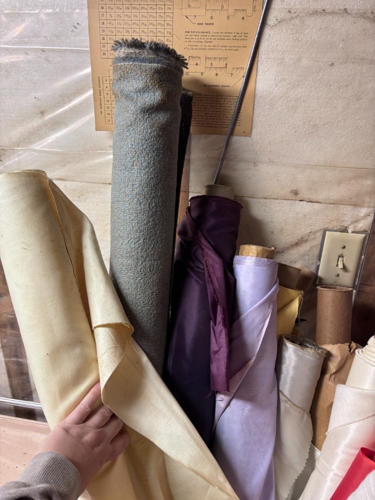 Great Finds Online Auctions - FABRIC